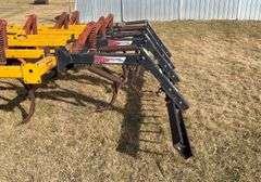 Landoll 9 Shank Disk Chisel, Buster Bar, Spring Loaded Shanks, Spring ...