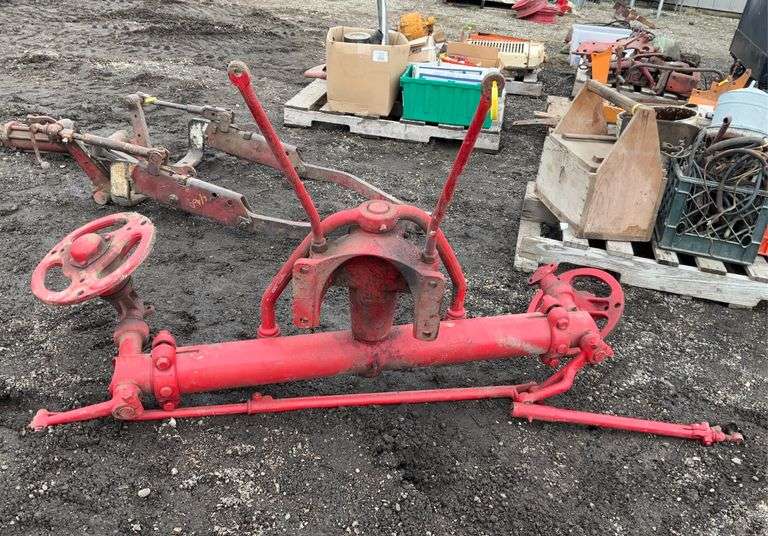 Farmall factory wide front with hubs - Hamilton-Maring Auction Group