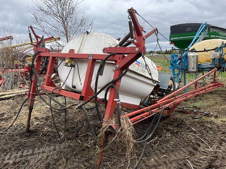 Blumhardt and NYB sprayers - Hamilton-Maring Auction Group
