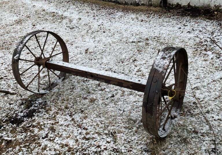 Vintage steel wheels with axel, 27 inch wheels - Hamilton-Maring ...