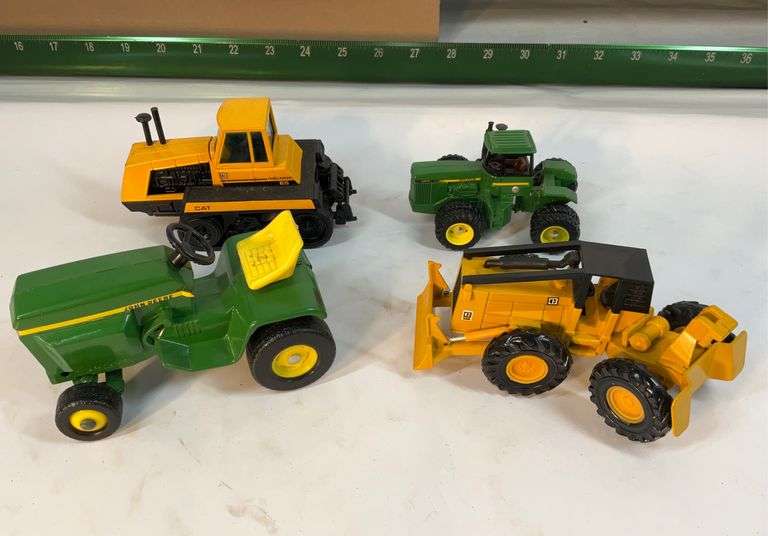 Cat NZG skidder, Cat 150th Joal tractor, 1/64 scale John Deere 8850 ...