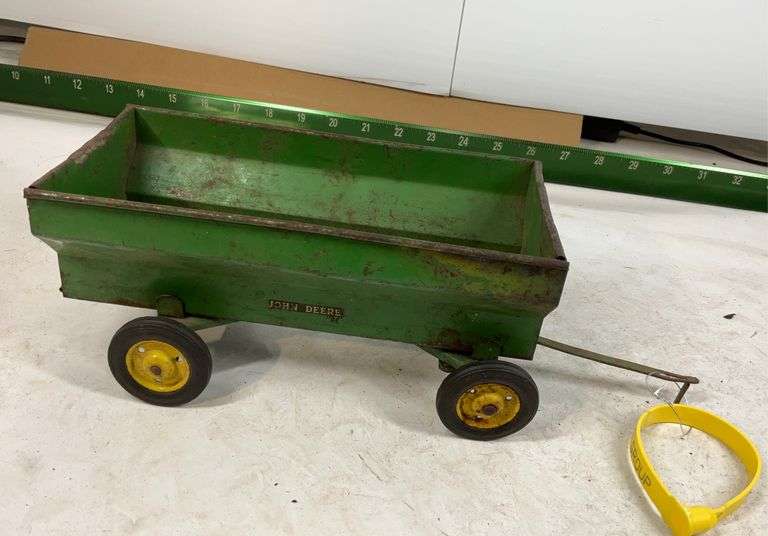 John Deere 1/16 Barge Box - Hamilton-Maring Auction Group