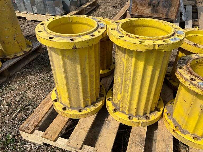 Pair of Unverferth 21 1/2" Axle Extensions for 10-Bolt Hub - Hamilton ...