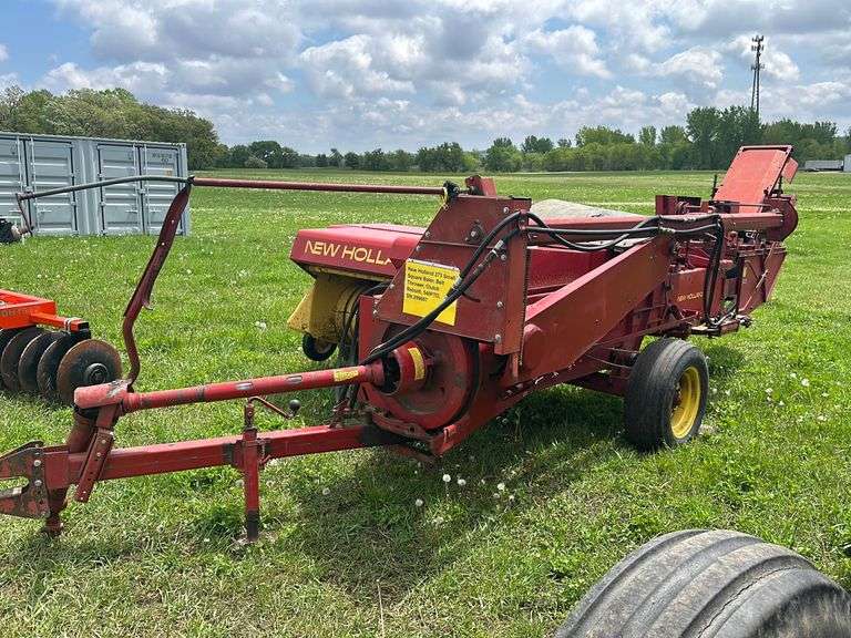 New Holland 273 Small Square Baler, Belt Thrower, Clutch Rebuilt ...