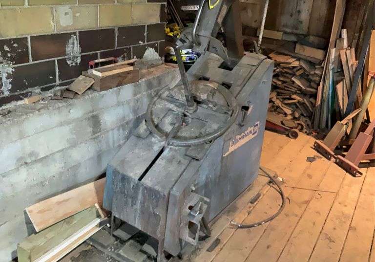 Bushman 2100 Pnumatic Tire Machine - Hamilton-Maring Auction Group