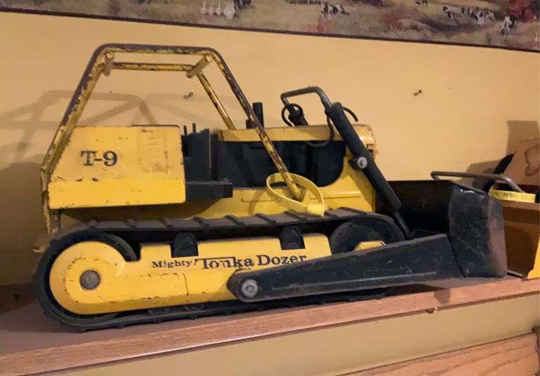 1970's Mighty Tonka Dozer - Hamilton-Maring Auction Group