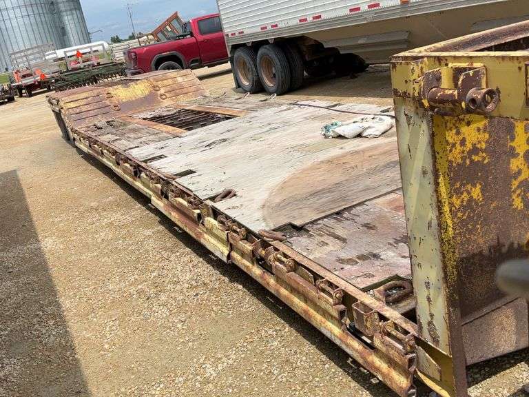 ***1994 Fontaine Double Drop Trailer with folding out-riggers (no ramps ...