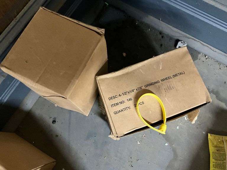 50 unused grinding blades, office room - Hamilton-Maring Auction Group