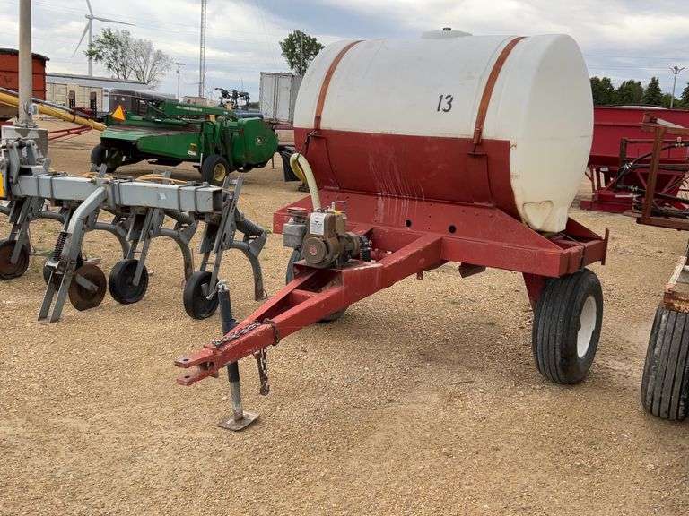 500-gal Water Caddy w/Pump - Hamilton-Maring Auction Group