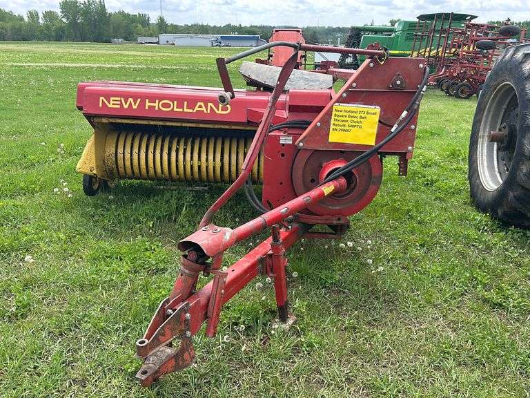 New Holland 273 Small Square Baler, Belt Thrower, Clutch Rebuilt ...