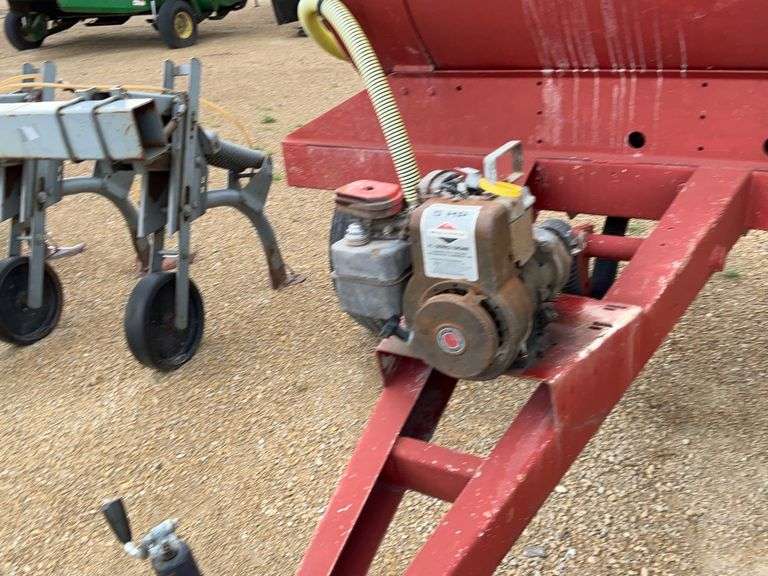 500-gal Water Caddy w/Pump - Hamilton-Maring Auction Group