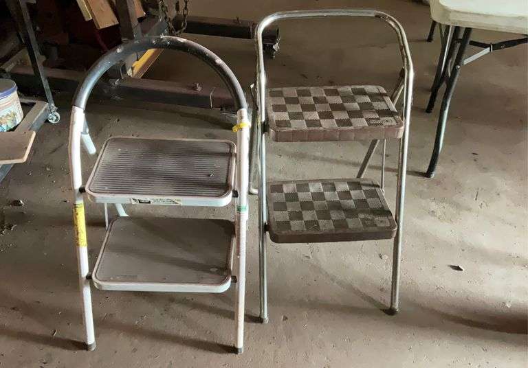 (2) Two-Step Stools - Hamilton-Maring Auction Group