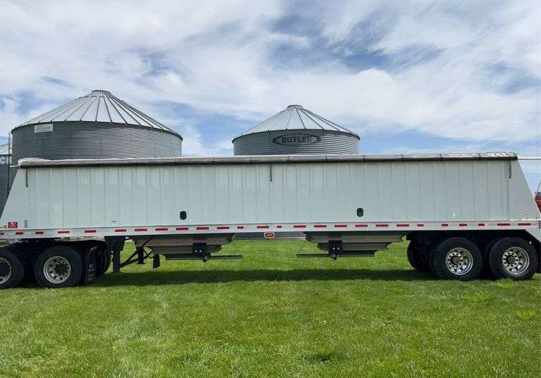2022 Neville Aluminum Hopper Bottom Grain Trailer, 40’x100”x63”, Tandem Axle, Spring Ride, Roll ...