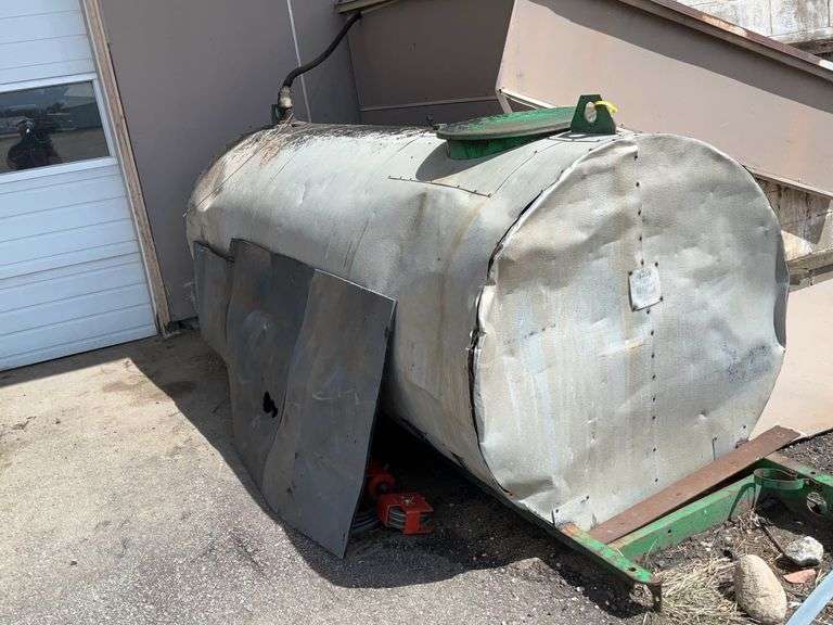 Used oil tank, does have some product in it, - Hamilton-Maring Auction ...