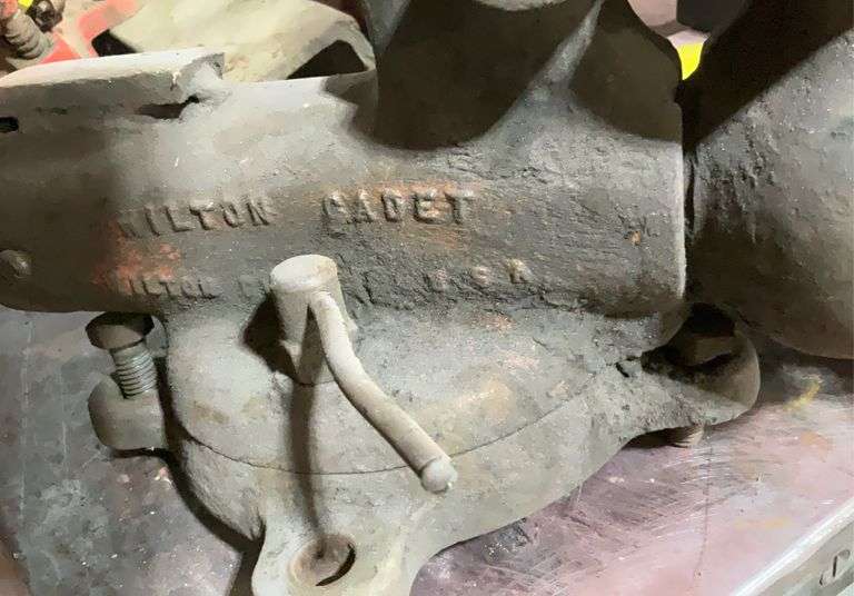 Wilton Cadet Bench Vise 4.5" Jaws - Has some damage - Hamilton-Maring ...