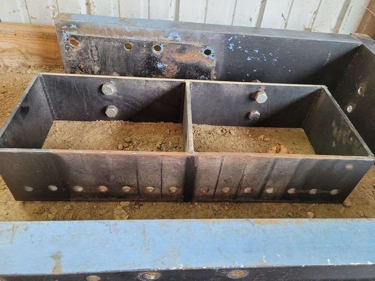 Front Weight Bracket For White 6145 Tractor - Hamilton-Maring Auction Group