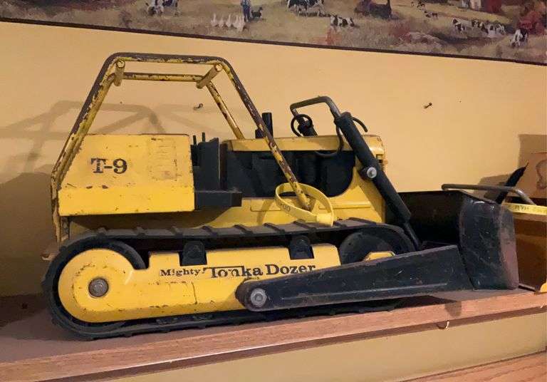 1970's Mighty Tonka Dozer - Hamilton-Maring Auction Group