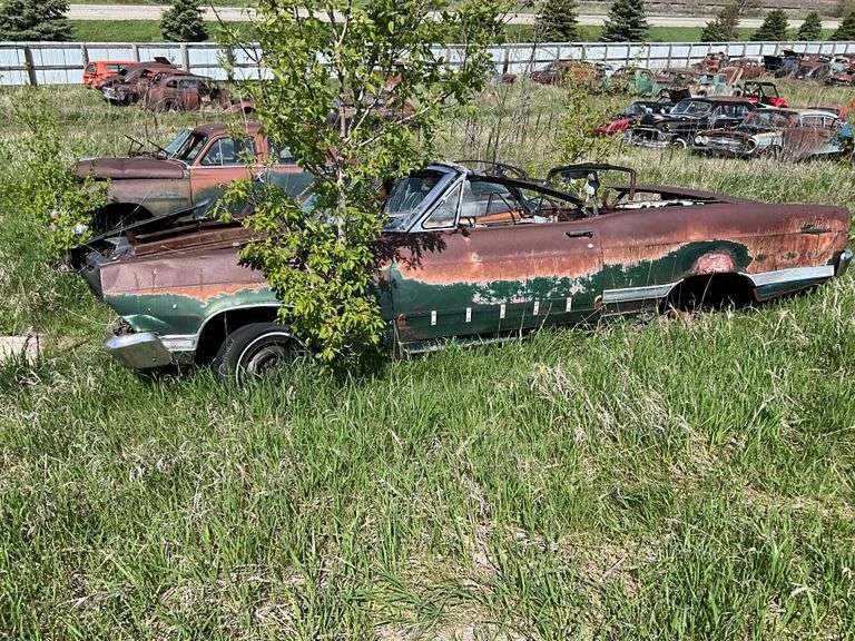 1967 Ford Fairlane convertible - Hamilton-Maring Auction Group