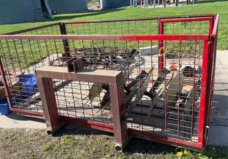3pt., Livestock / Hog Mover - Hamilton-Maring Auction Group