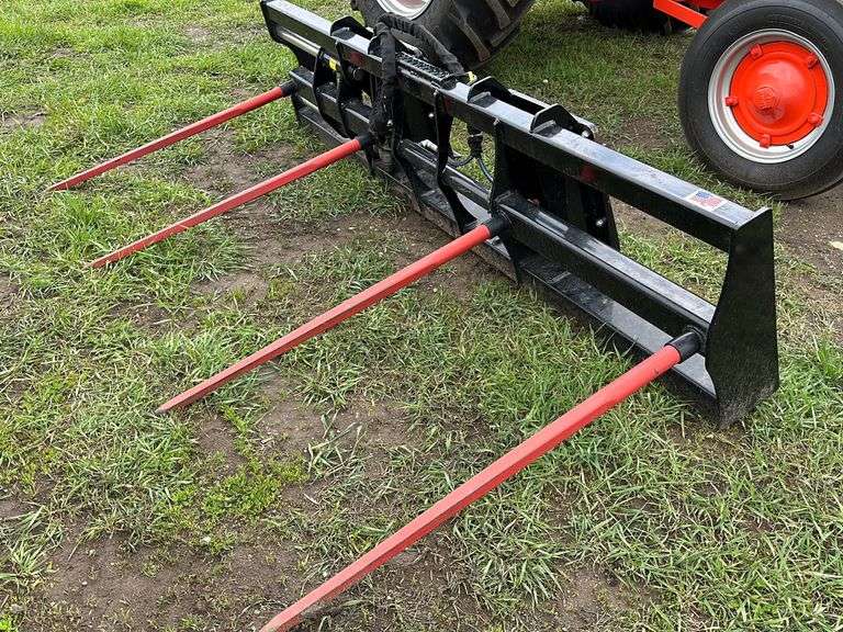 Notch BS-A2B Double Bale Spear, Hyd. Adjust, universal skid loader ...