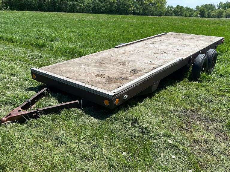 Flatbed Trailer, 20', Tandem Axle, Bumper Pull, - Hamilton-Maring ...