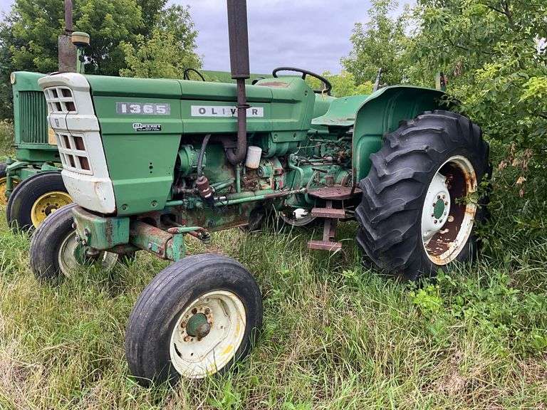 Oliver 1365 Diesel utility Tractor, 16.9-30 Tires, 3 Point, 1 Hyd., 540 ...