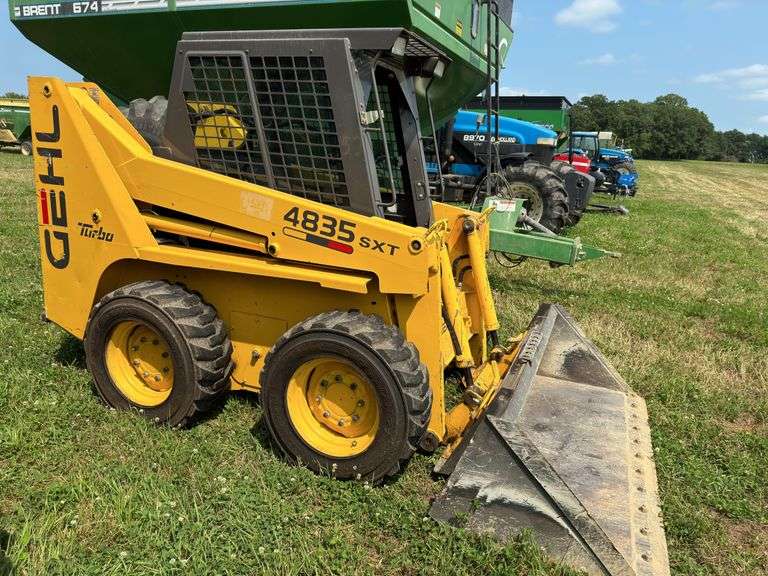 2003 Gehl 4835 SXT Skid Loader, 1,081 Hours, One - Hamilton-Maring ...