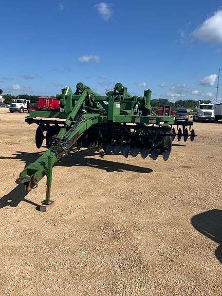 Brent CPC 5 Shank Disc Ripper w/Disc Leveler - Hamilton-Maring Auction ...