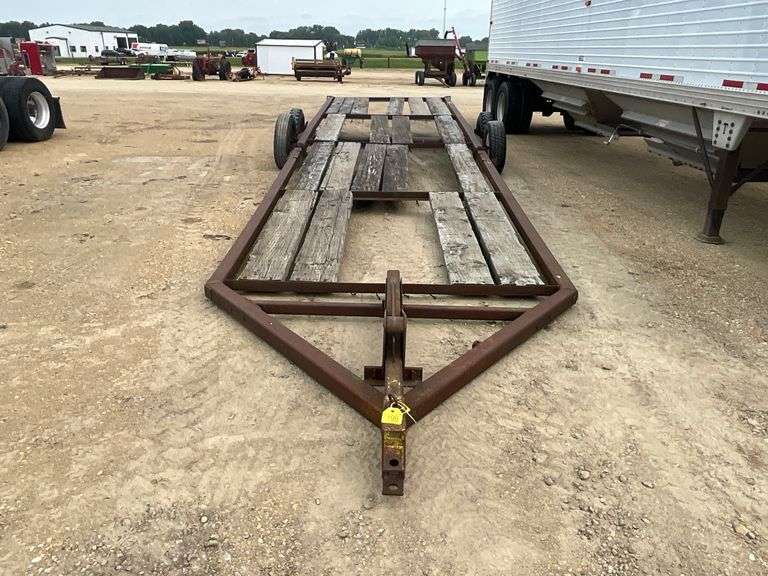 JD implement trailer - Hamilton-Maring Auction Group