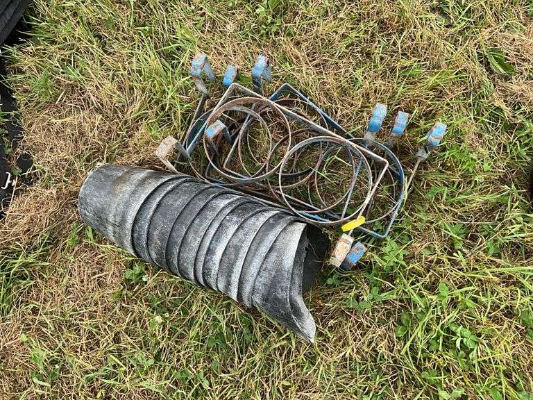 (10) Poly calf pails with holders - Hamilton-Maring Auction Group