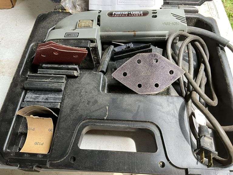 Porter Cable profile sander with case - Hamilton-Maring Auction Group