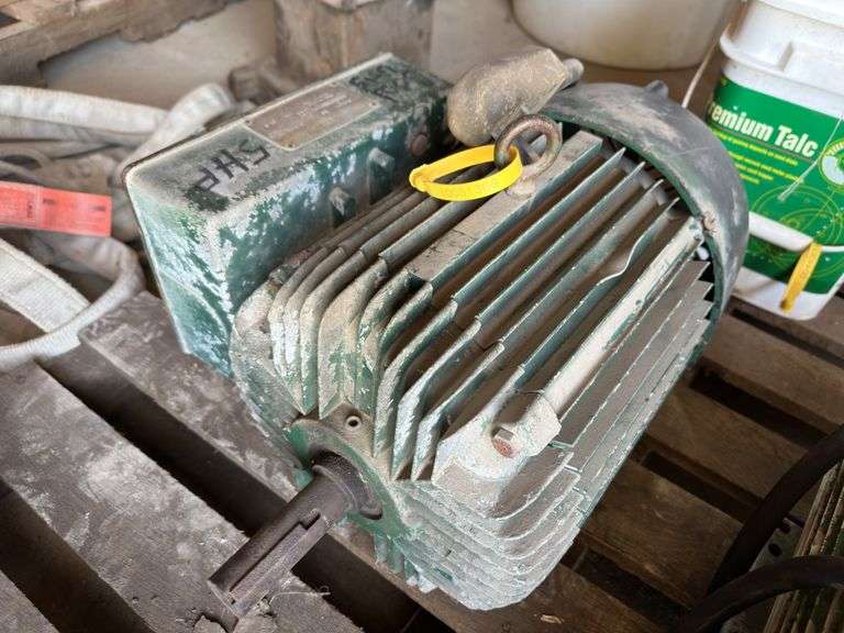 Dayton 5 HP single phase electric motor, works - Hamilton-Maring ...