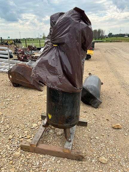 60-gal Vertical Air Compressor w/5hp Motor, 60-gal Extra Tank ...