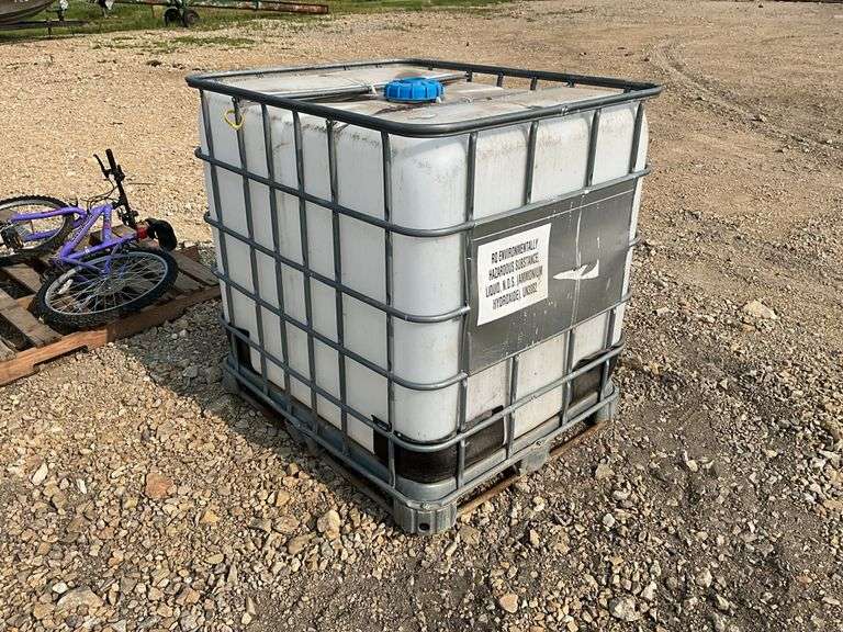 Plastic Chemical Tote - Hamilton-Maring Auction Group