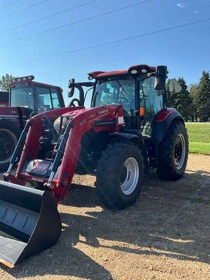 Case IH 130 Vestrum Tractor, MFD, w/CIH L103 Loade - Hamilton-Maring ...