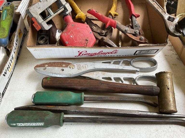 Assorted tin snips, other assorted tools - Hamilton-Maring Auction Group