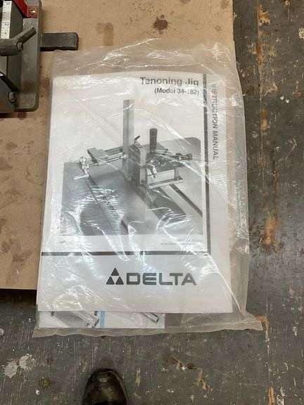 Delta Table Top, Tenoning Jig, Model 34-182 - Hamilton-Maring Auction Group