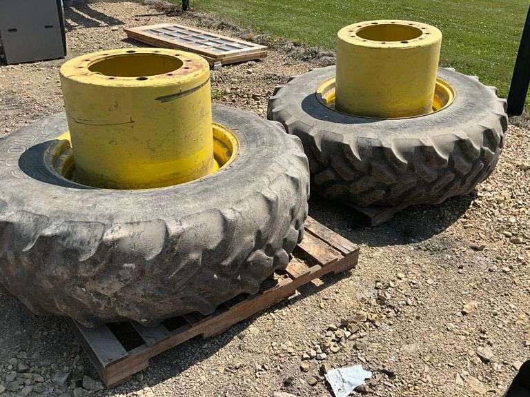 (2) JD front dual tractor tires & rims (12 bolt) f - Hamilton-Maring ...