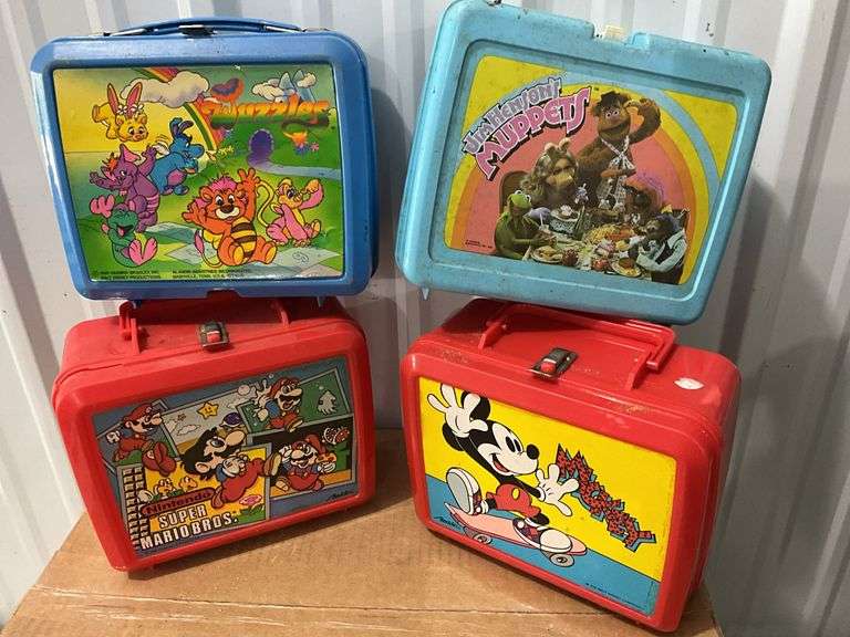 4 Plastic Lunch Boxes; Aladdin Wuzzles, Thermos Ji - Hamilton-Maring ...