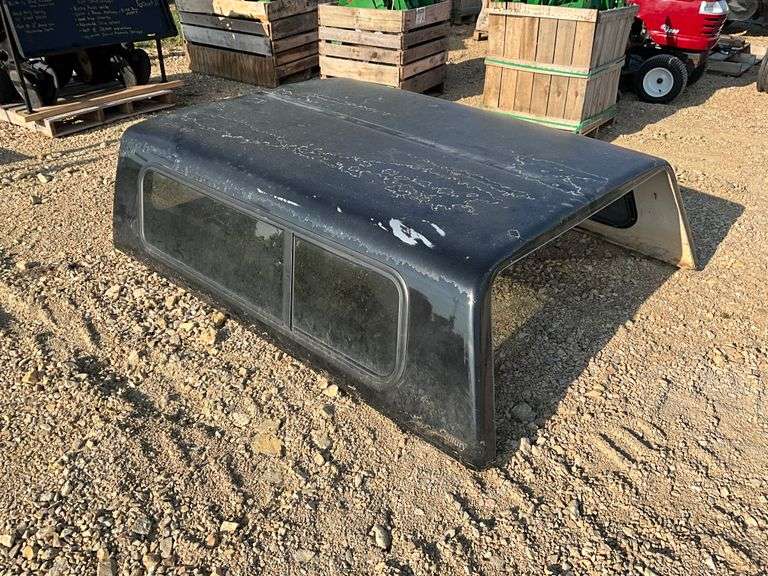 chev short box topper - Hamilton-Maring Auction Group