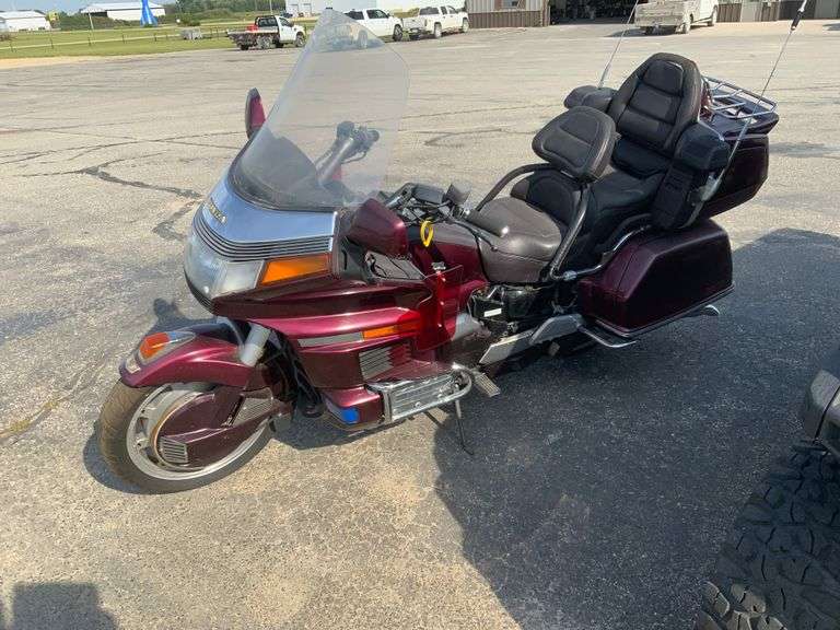 ***1989 Honda Goldwing GL1500 motorcycle, 50,000 m - Hamilton-Maring ...