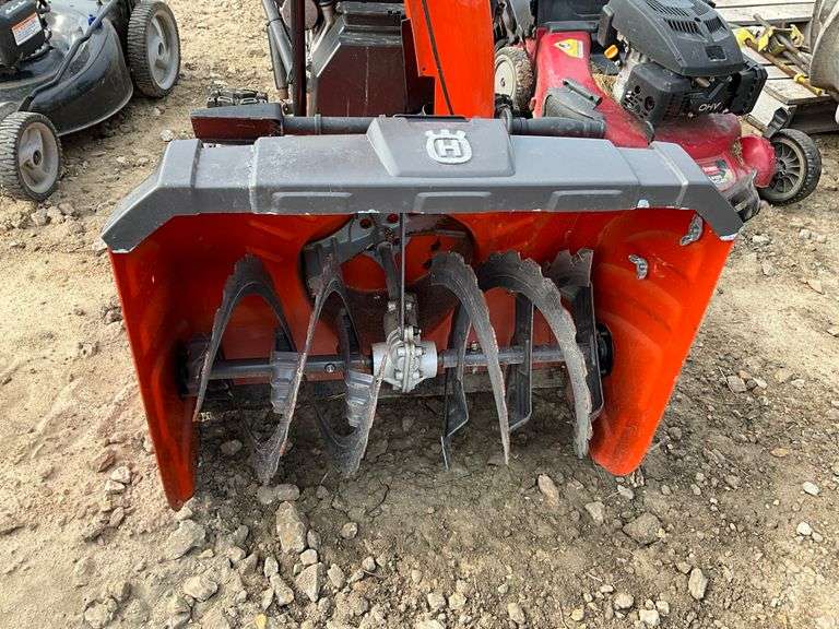 Husqvarna Walk Behind Snow Blower, Pull Start or E - Hamilton-Maring ...