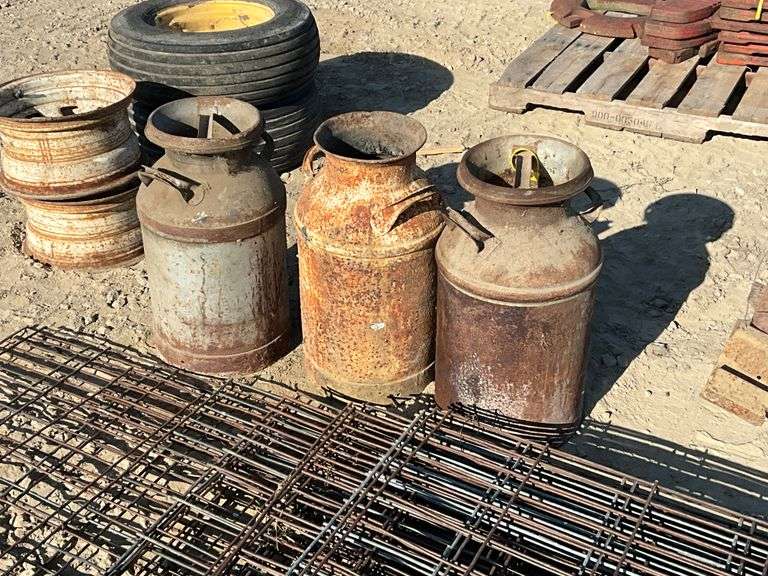 (3) milk cans - Hamilton-Maring Auction Group