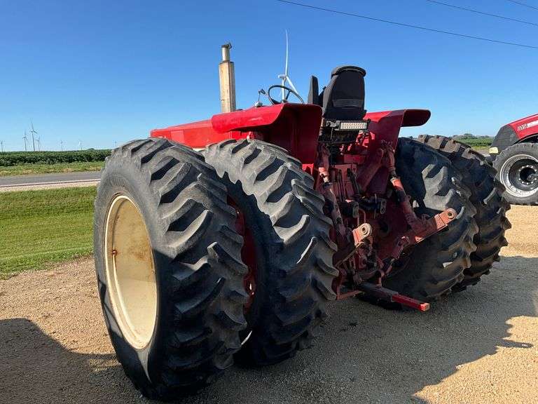 IH 1066 Tractor, Dual PTO, 3pt, 2 Hyds., 18.4x38" - Hamilton-Maring ...