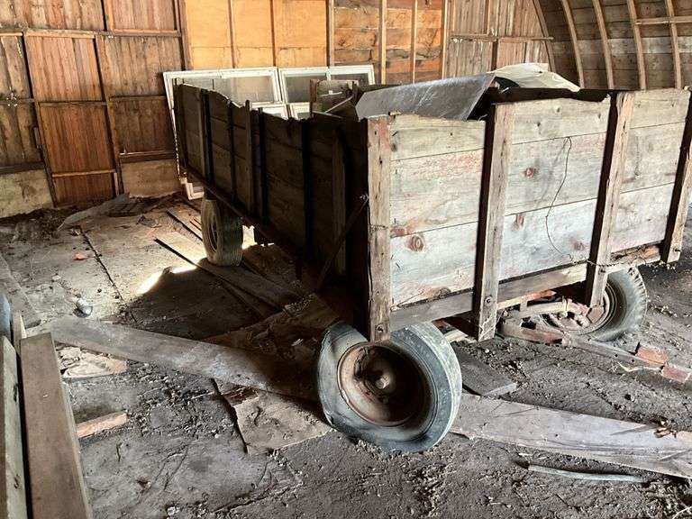 Barge Box w/ Wood and Bin Roof for 1500 bushel bin - Hamilton-Maring ...