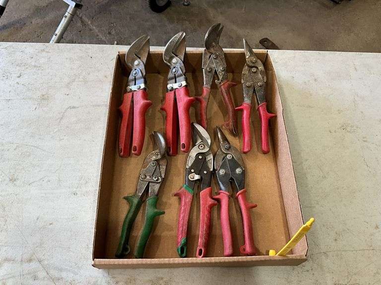 flat of tin snips - Hamilton-Maring Auction Group