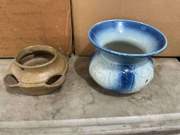 Blue & White Cuspidor, Small Red Wing Planter - Hamilton-Maring Auction ...