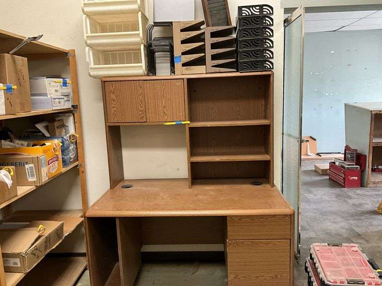 Desk, Filing Compartments -BUYER RESPONSIBLE FOR R - Hamilton-Maring Auction Group