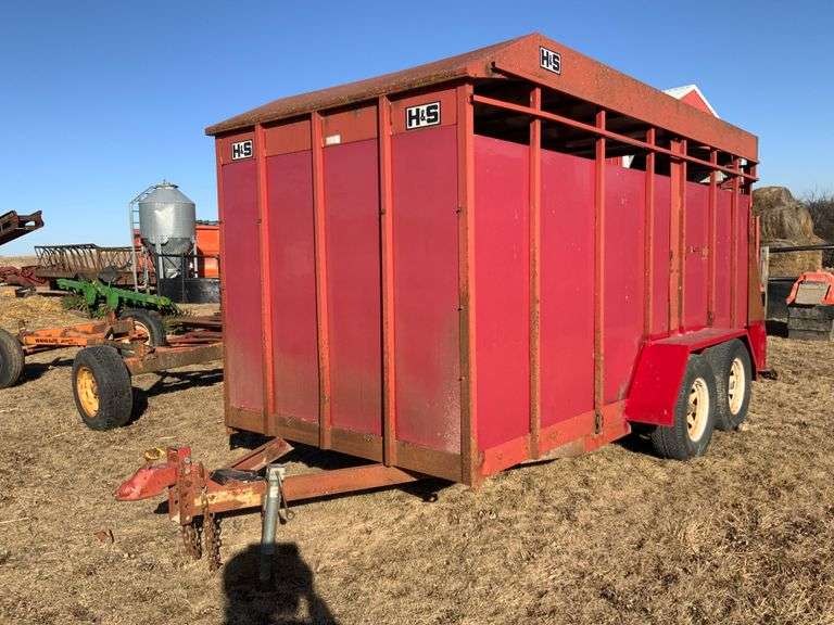 ***2006 H&S Livestock Trailer - Hamilton-Maring Auction Group