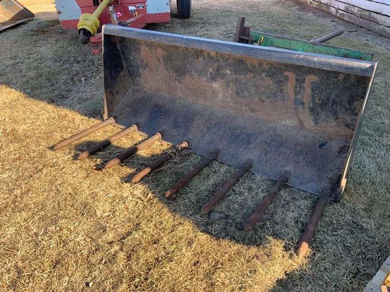 Manure Bucket - Hamilton-Maring Auction Group